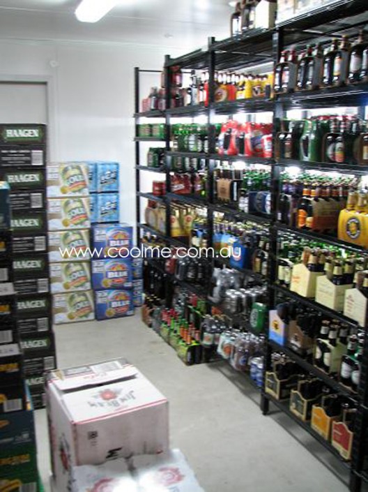 Liquor Locker - Inside | Coolman Enterprises Melbourne